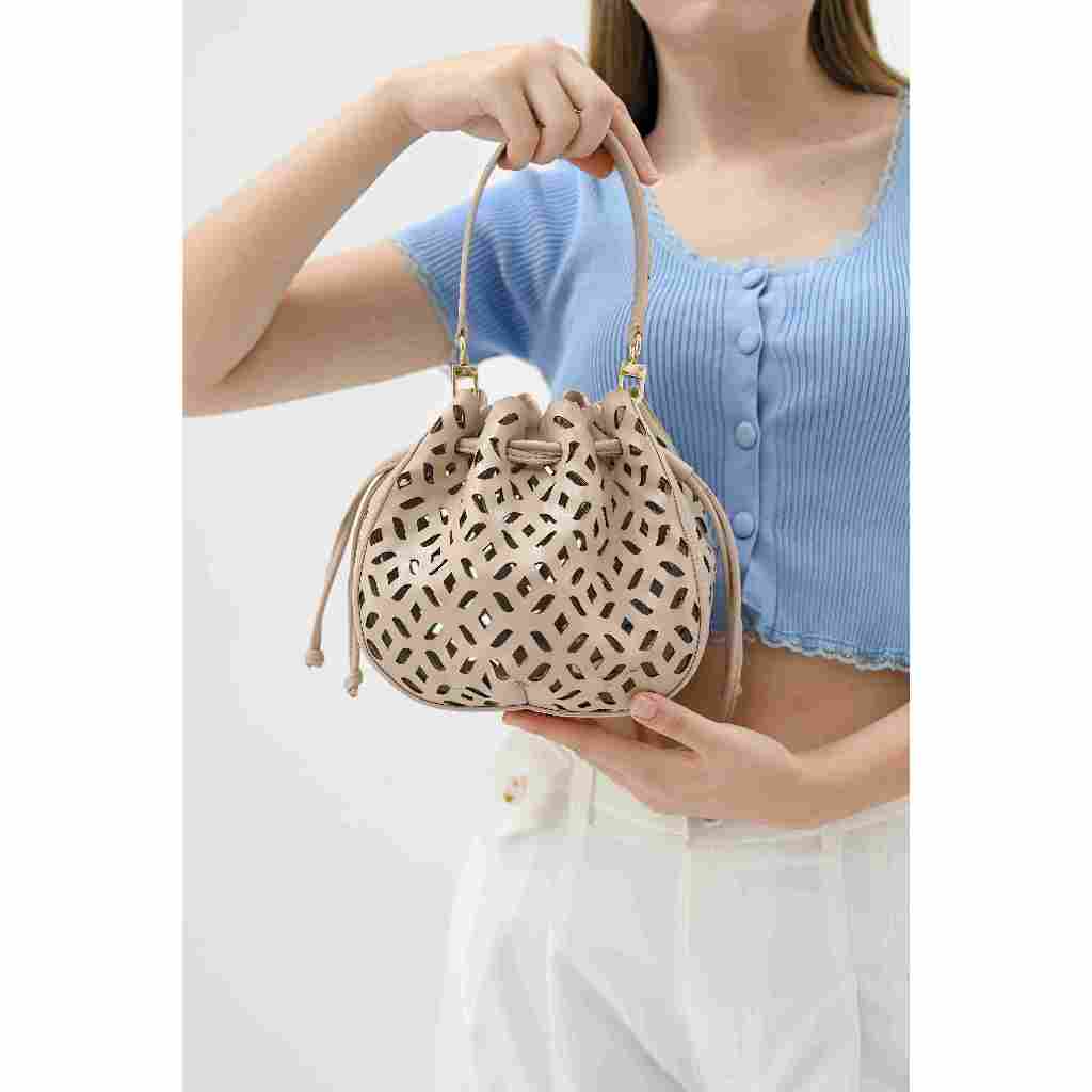 Jual PRE ORDER Tas Laser Cutting Kulit Asli | Shopee Indonesia