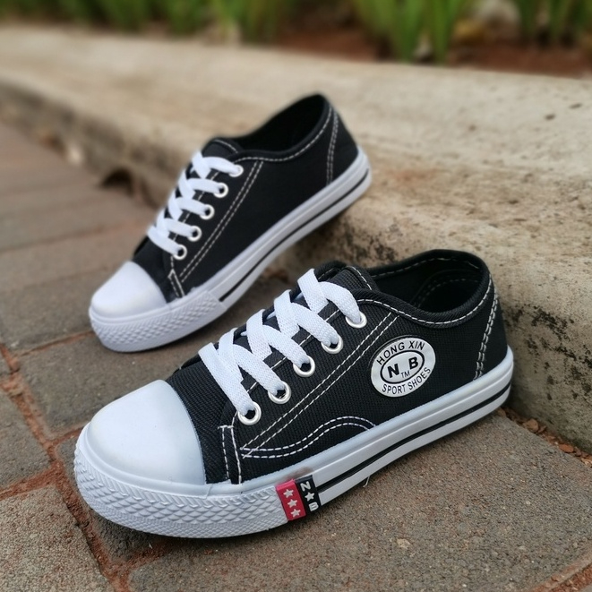 Jual Sepatu Sekolah NB Import Premium Sepatu Anak sekolah Pria wanita ...