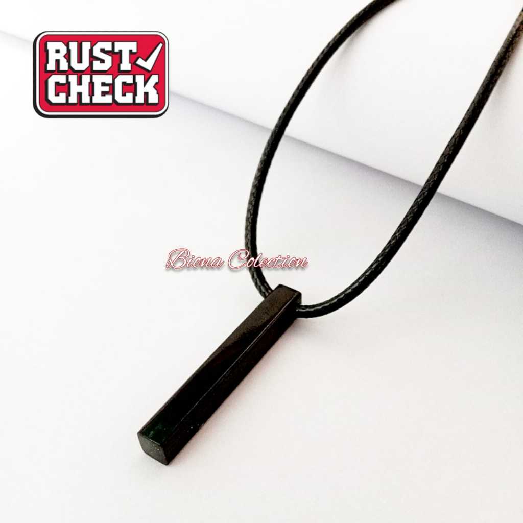Jual Black edition Kalung Pria keren Tali korea bandul balok Titanium ...