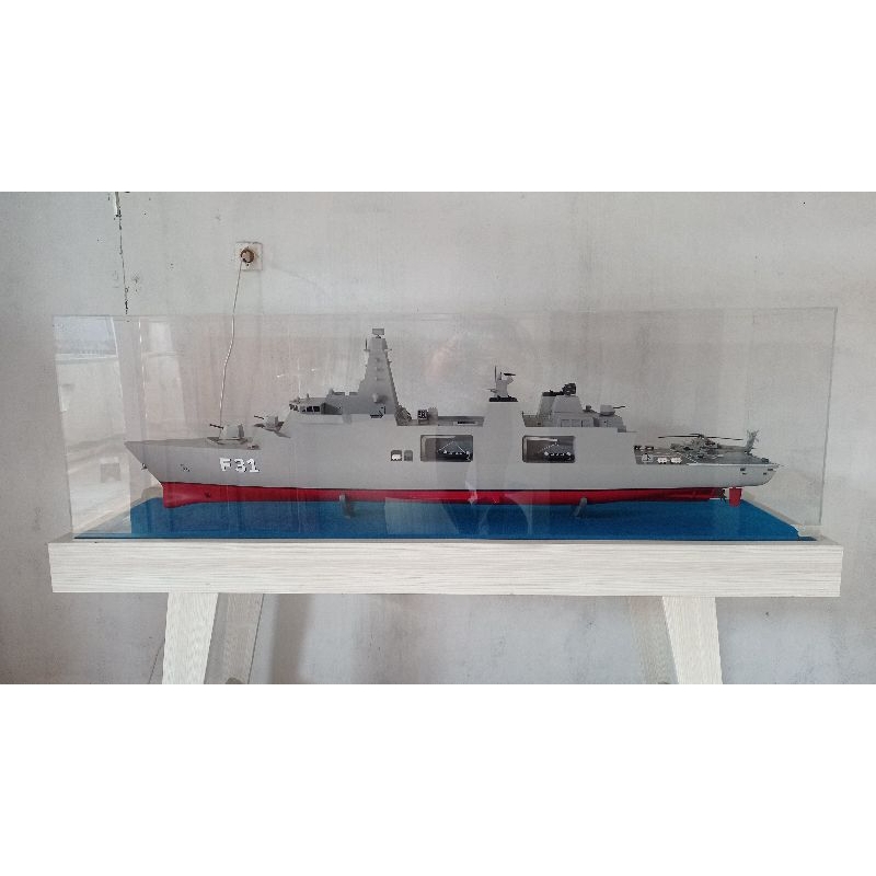 Jual miniatur kapal Rc Frigate arrowhead scale 1:90 | Shopee Indonesia