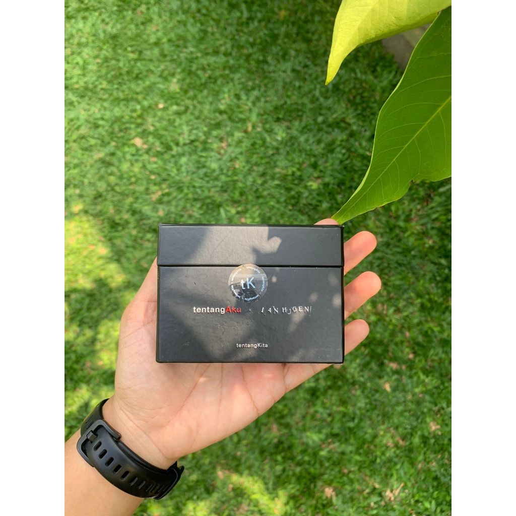 Jual tentangKita - edisi tentangAku x Ian Hugen (PRELOVED) I Permainan ...