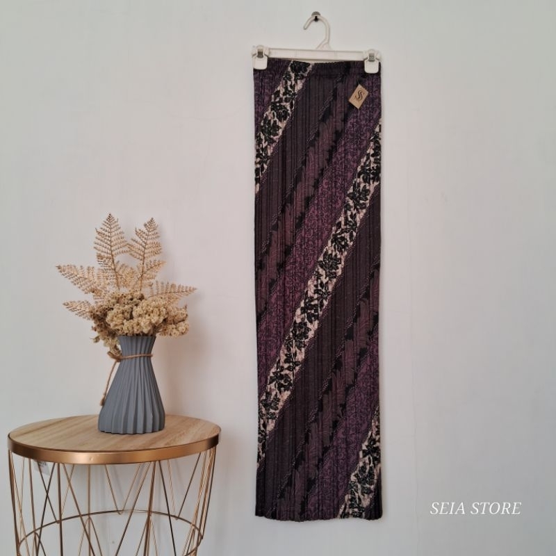 Jual ROK BATIK PLISKET PREMIUM/BAWAHAN KEBAYA BATIK | Shopee Indonesia