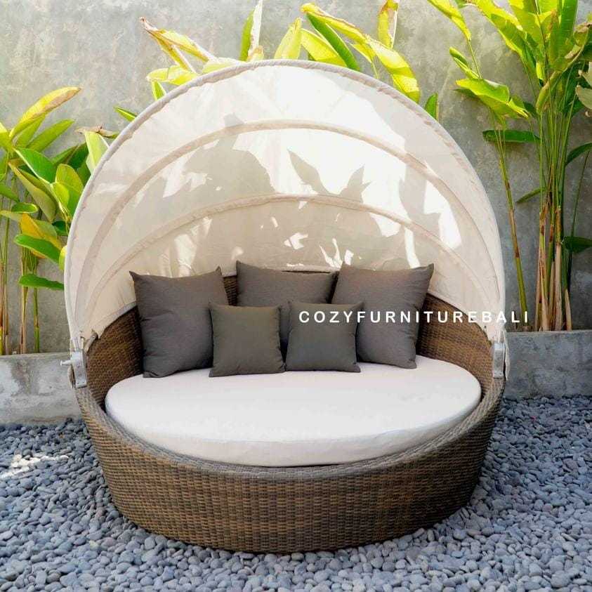 Jual RATTAN SOFA BED ROUND DAYBED POOL SUNBED - KASUR KOLAM ROTAN ...