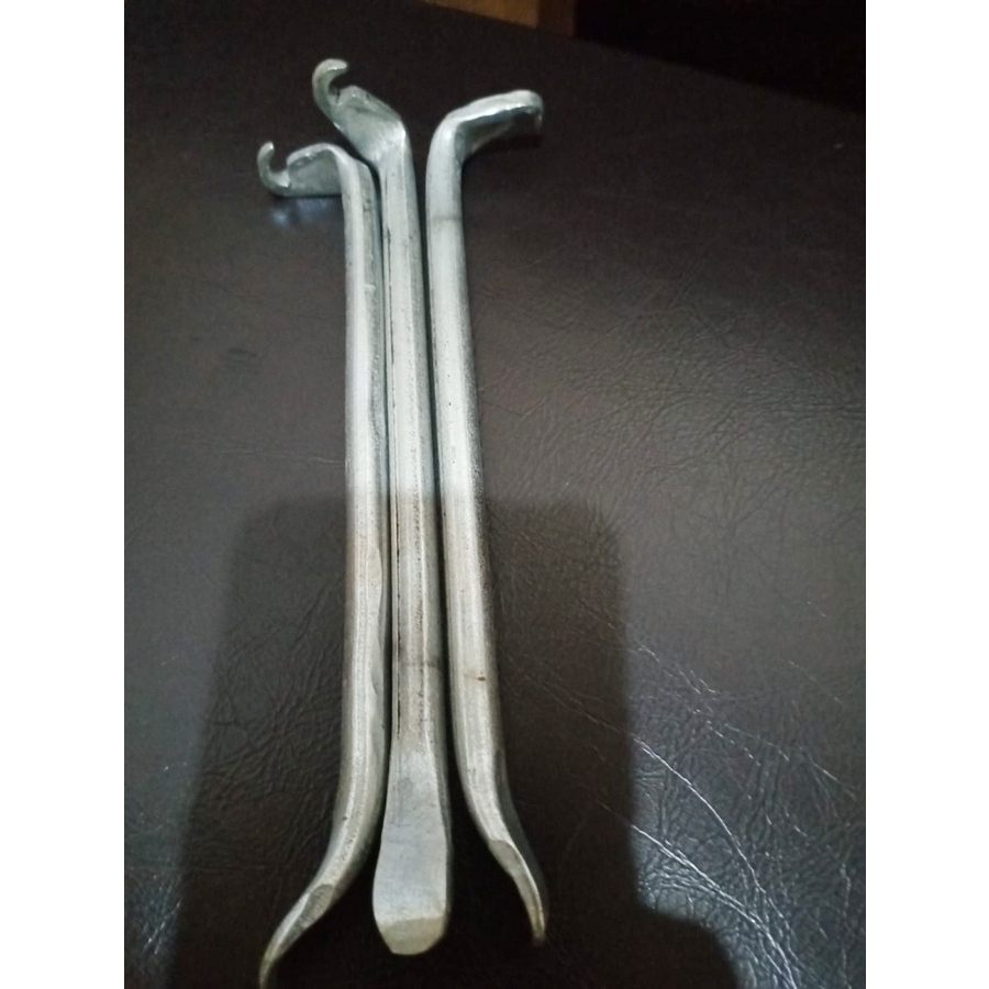 Jual Tire Lever Alat Congkelan Pembuka Ban Sepeda Besi | Shopee Indonesia