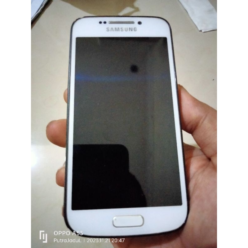 Jual Samsung S4 Zoom Bahan Gambling Original Mulus Jadul Langka Unik Imut Speaker Bass Stereo ...