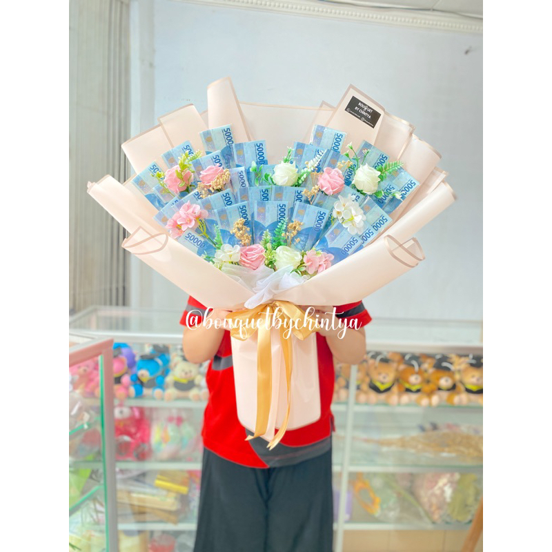 Jual BUKET BUNGA UANG MONEY BOUQUET HADIAH KADO ULANG TAHUN WISUDA ANNIVERSARY | Shopee Indonesia