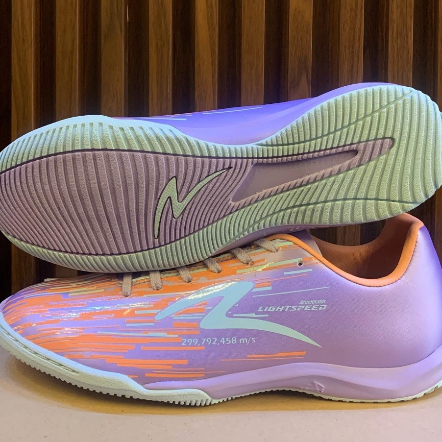 Jual Segera Dapatkan!! PROMO SPESIAL SEPATU FUTSAL SPECS LIGHTSPEED ...