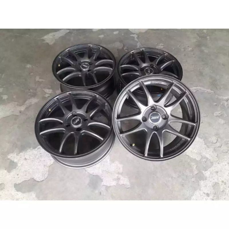 Jual Velg Bekas Racing SSW Ring 15 pcd 4x100 Brio Yaris Agya Calya Sigra Datsun | Shopee Indonesia