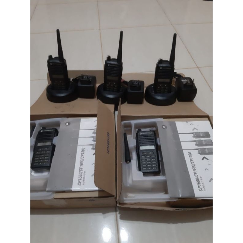 Jual RADIO HT CP 1660 UHF 350 MHZ NORMAL | Shopee Indonesia