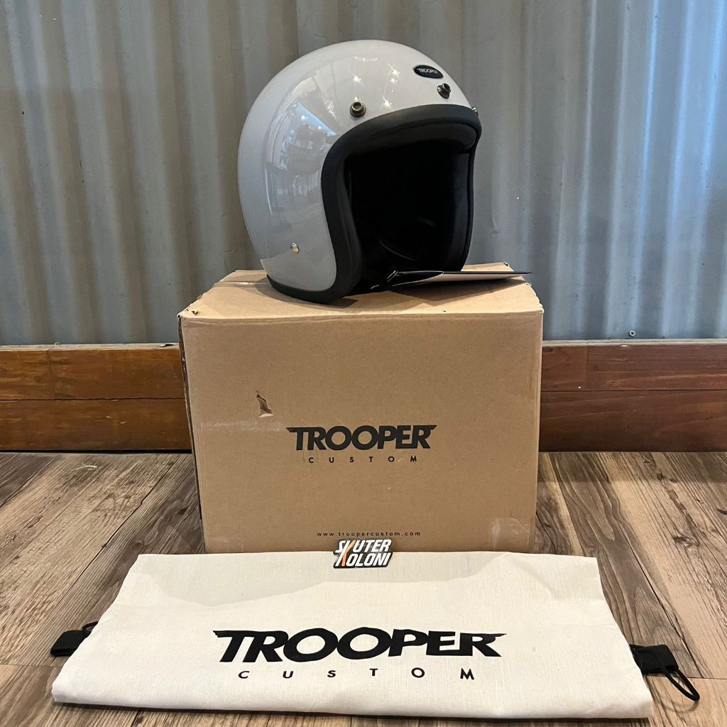 Jual TROOPER smokey Lite Helmet Slim Helm motor - grey glossy | Shopee ...