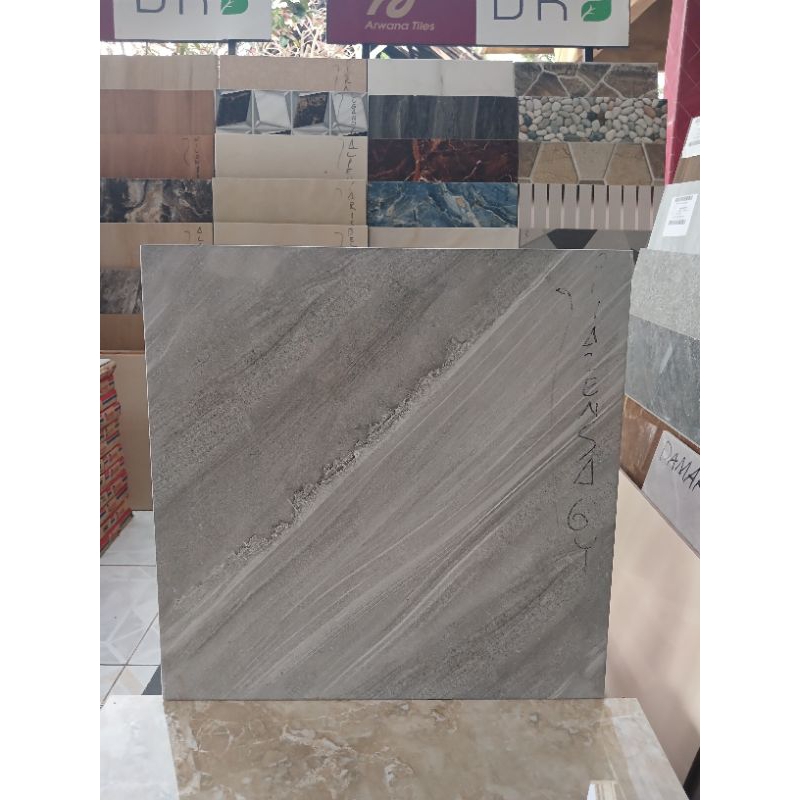 Jual Keramik lantai 50x50 uno warna Grey | Shopee Indonesia