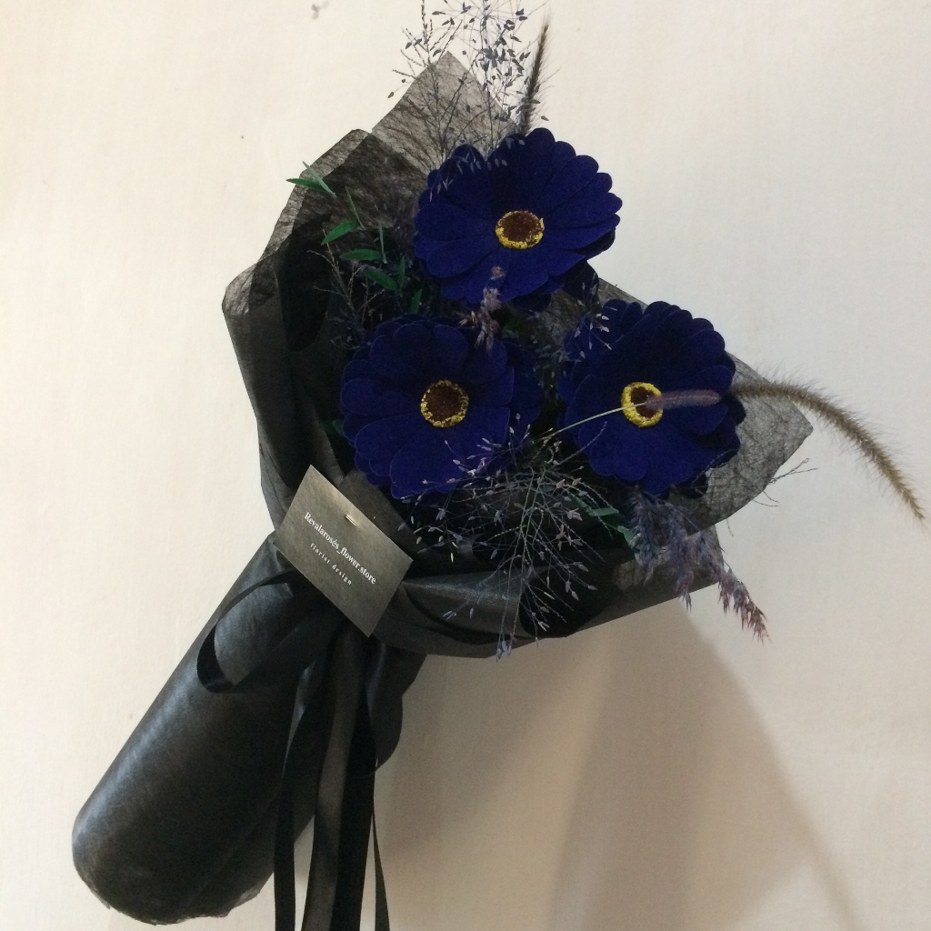 Jual Revalarosé flower Hand Bucket Gerbera Daisy Biru Variasi Ukuran ...