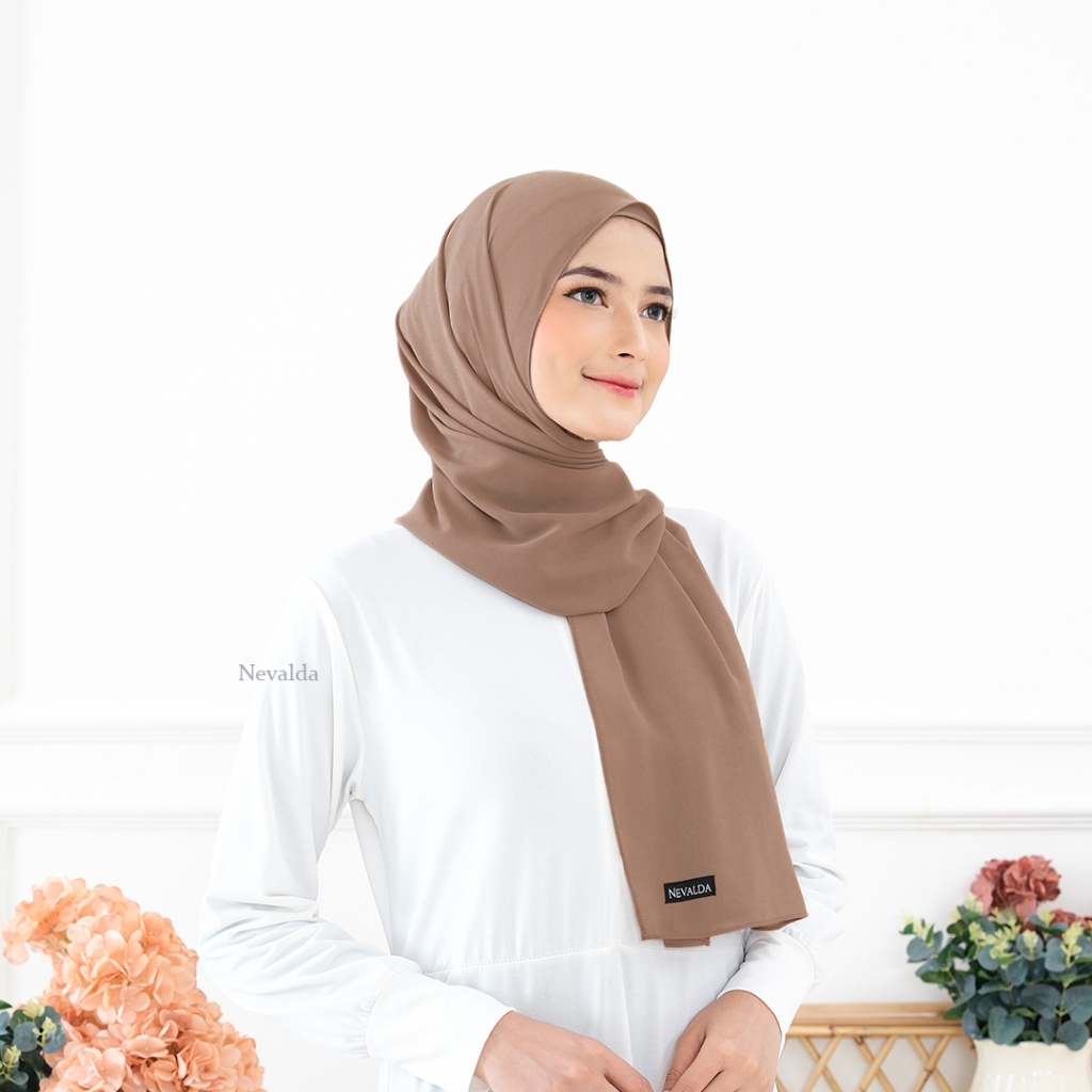 Jual Nevalda - Hijab Pashmina Ceruty Baby Doll Premium Panjang 175 x 75 | Shopee Indonesia