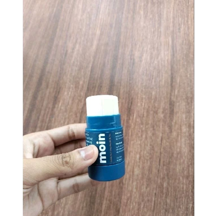 Jual MOIN BARRIER PROTECTING HYDRATING STICK preloved | Shopee Indonesia