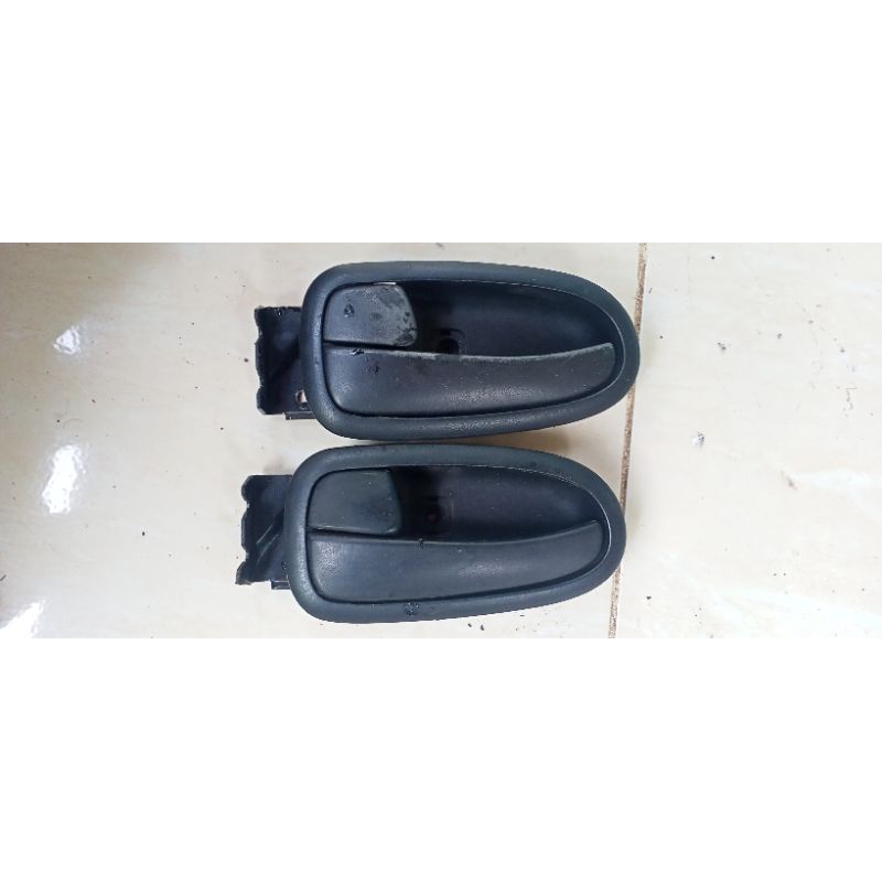 Jual handle pintu dalam hyundai trajet kiri | Shopee Indonesia