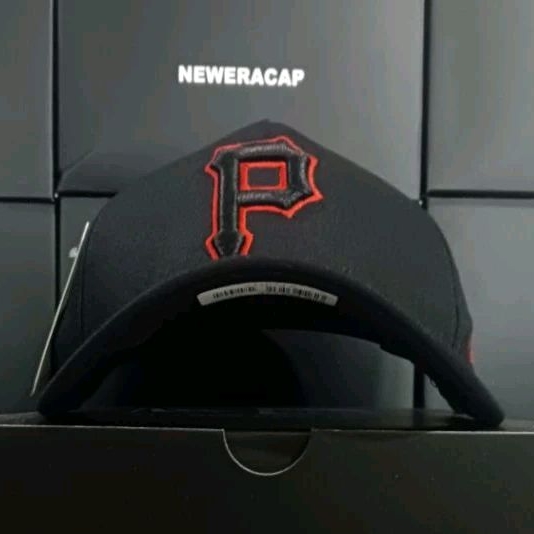 Jual Logo P Hitam List Merah / Bahan Hitam Topi Premium / Pirates ...