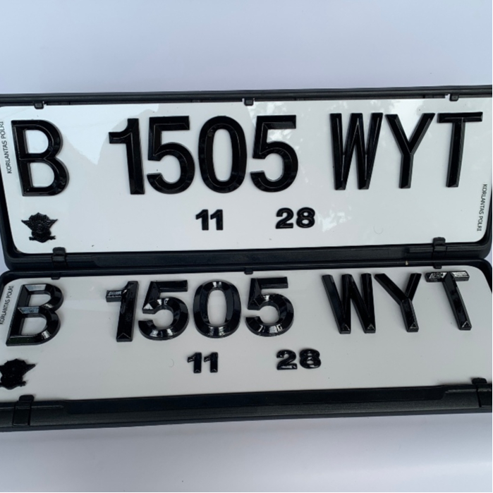 Jual Plat Nomor Mobil Timbul Mewah PUTIH Lancip Segi 5 Piramid Free Cover | Shopee Indonesia