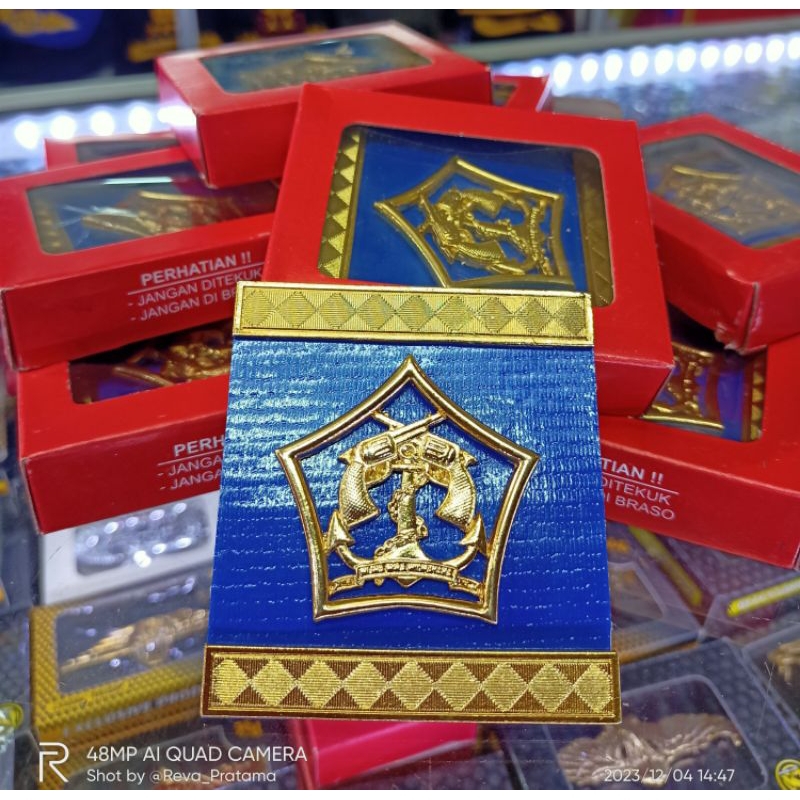 Jual emblem pomal motive kotak - kotak | Shopee Indonesia