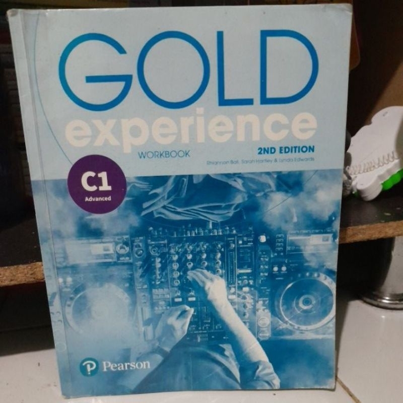 Jual BUKU GOLD EXPERIENCE C1 STUDENT BOOK 2ND EDITION | Shopee Indonesia
