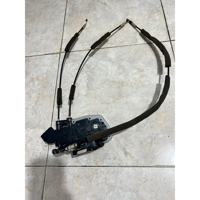 Jual DOORLOCK DOOR LOCK PINTU NISSAN JUKE ORIGINAL UNIVERSAL ASLI ...