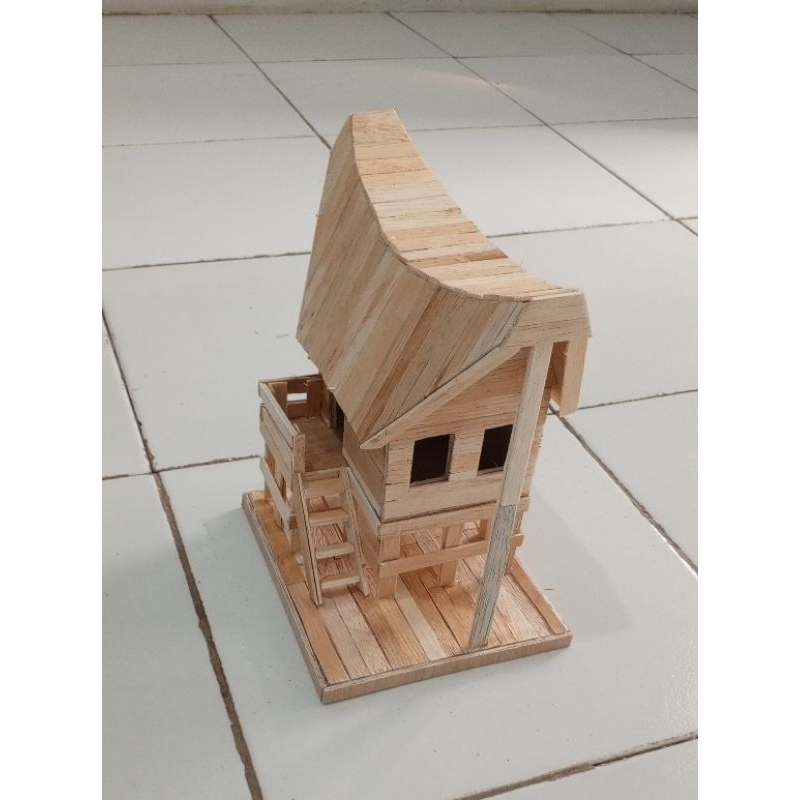 Jual miniatur rumah adat Tongkonan stik eskrim | Shopee Indonesia