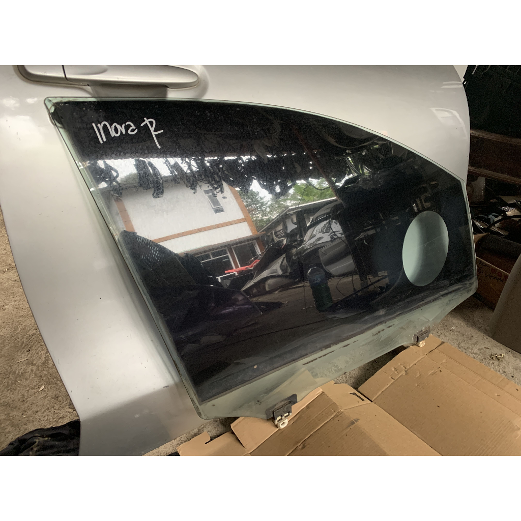 Jual Kaca Pintu Samping Depan Innova Inova Lama Original Kanan / Kiri ...