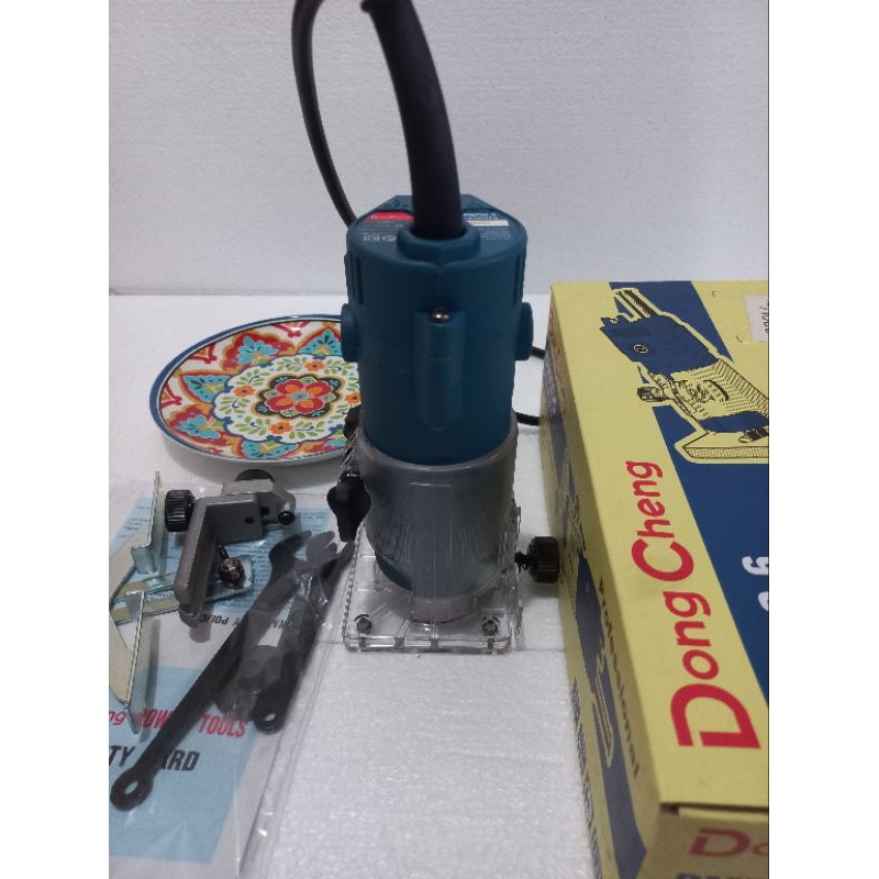 Jual MESIN PROFIL KAYU/MESIN TRIMMER/ROUTER DongCheng DMP02-6 (M1-FF02 ...