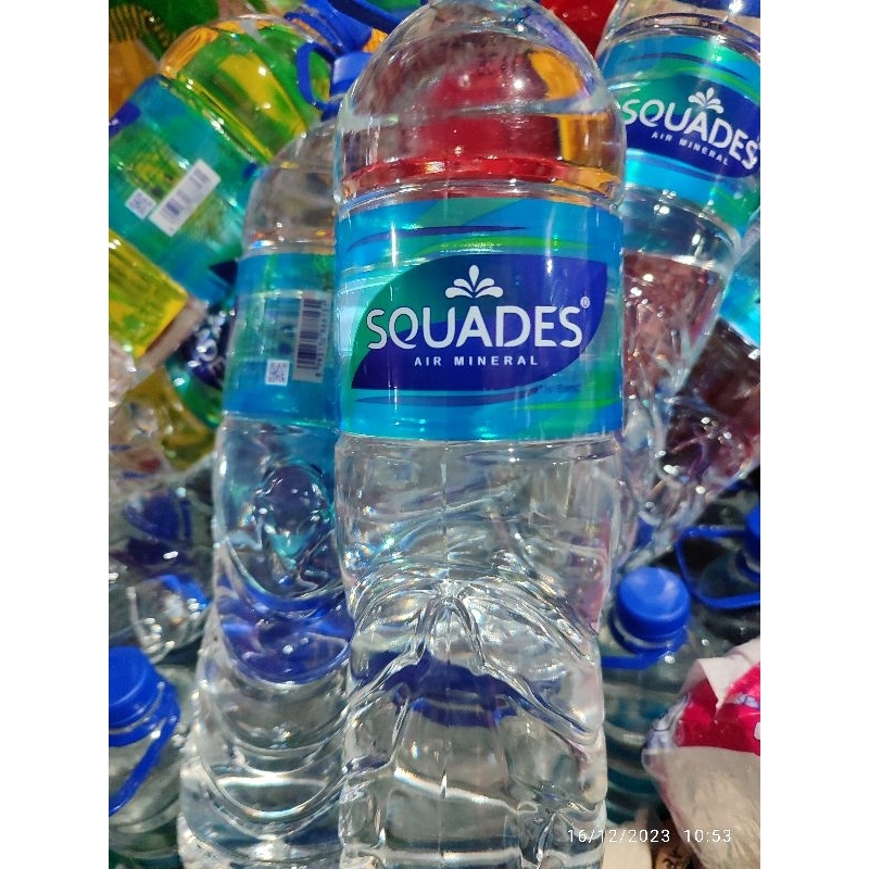 Jual AIR MINERAL SQUADES 1500ml | Shopee Indonesia