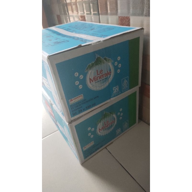 Jual le minerale leminerale 600 ml air mineral air kemasan | Shopee Indonesia