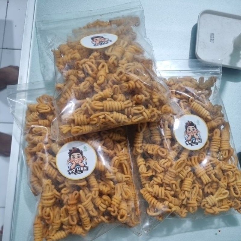 Jual Mie uwel pedas viral | Shopee Indonesia