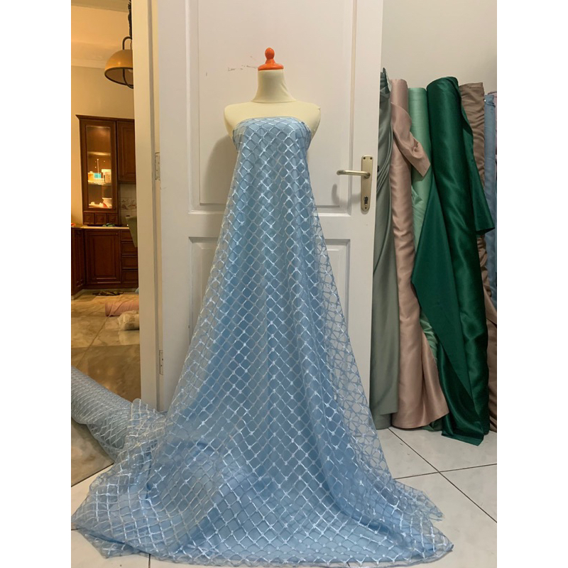 Jual Kain Bahan Kebaya Brokat Brukat Tule Maze Tile Square Kotak Simple ...
