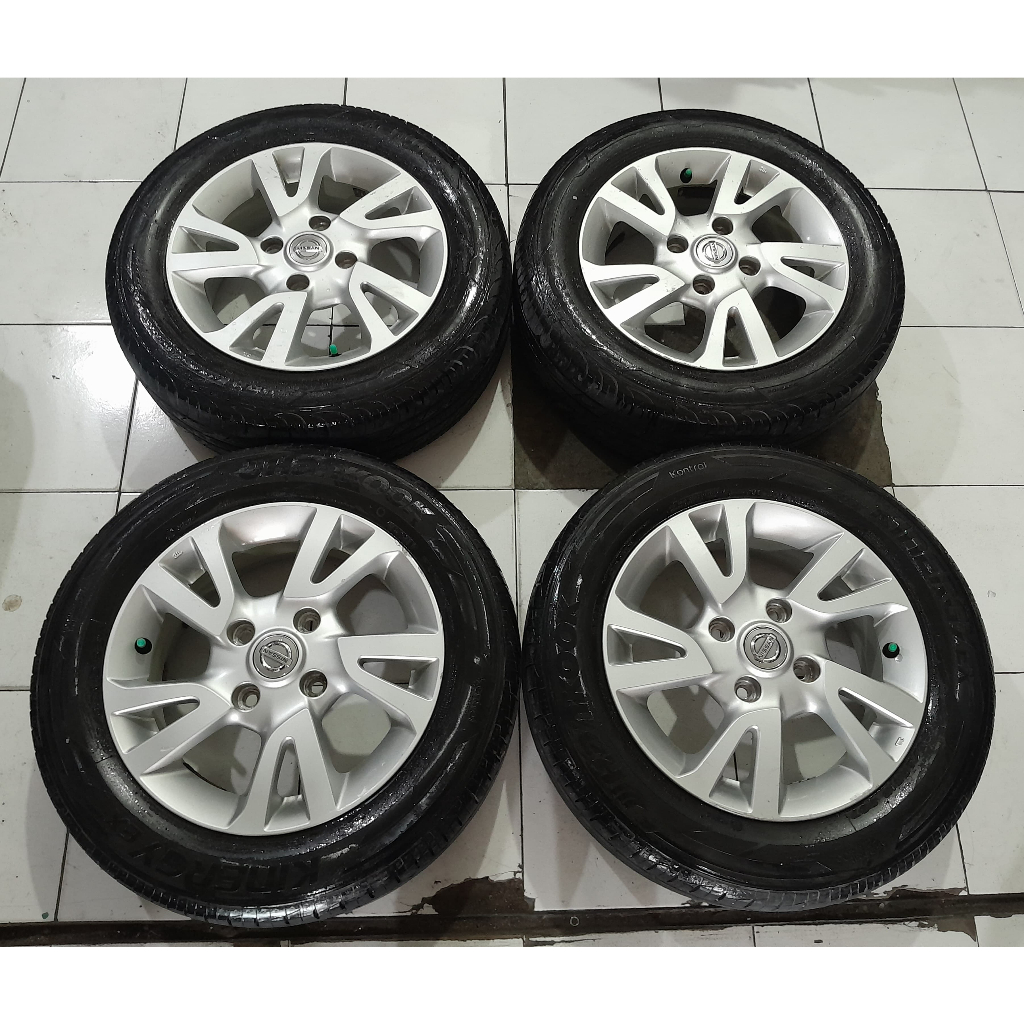 Jual VELG MOBIL SECOND STANDAR LIVINA RING 15 PCD 4X114 + BAN LAYAK PAKAI | Shopee Indonesia