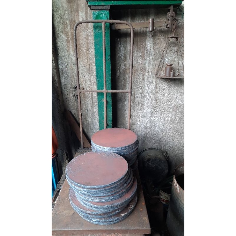 Jual Besi plat bulat tebal 10mm diameter 300mm 1pcs | Shopee Indonesia