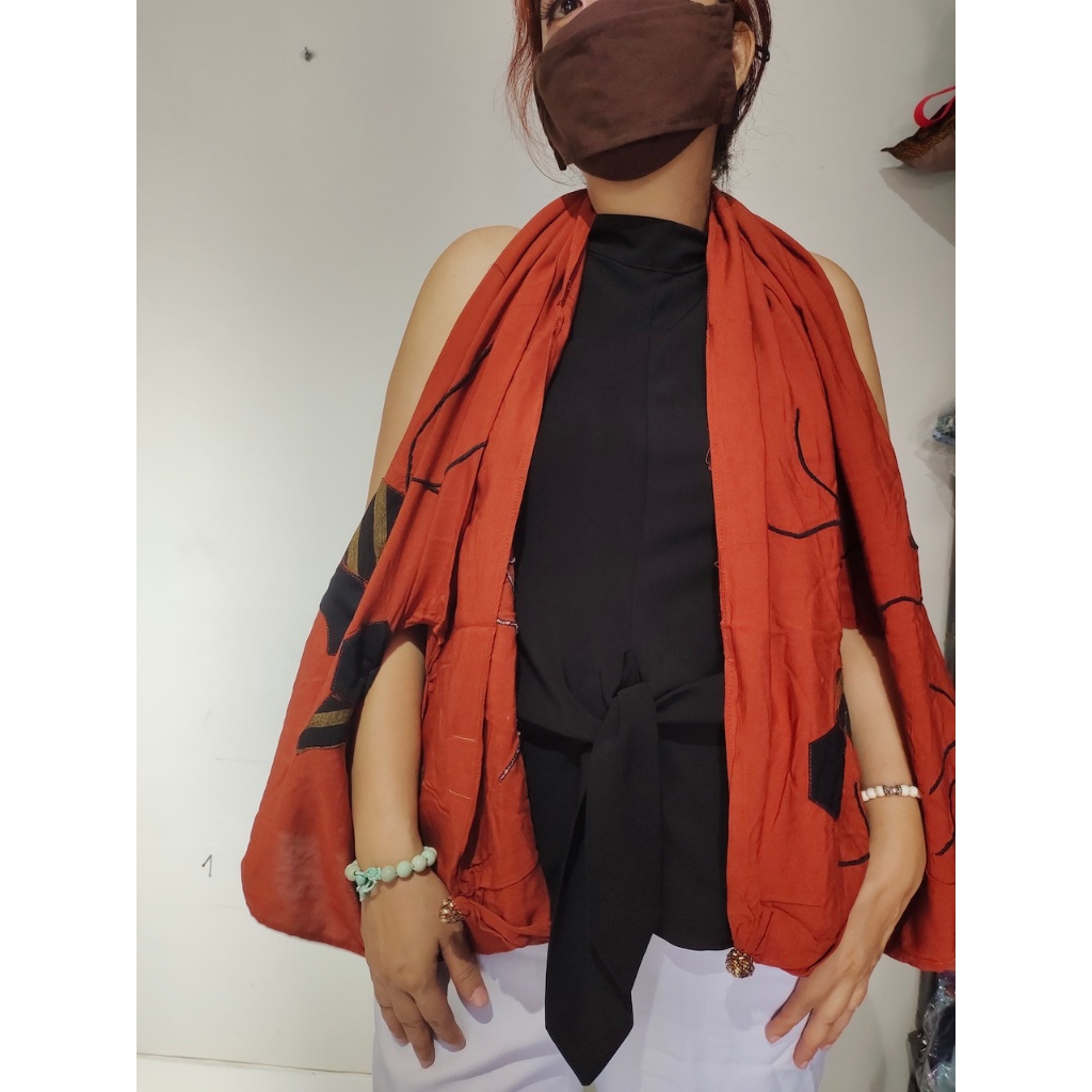 Jual Outer Syal Bali Scarf Leher Mantel Patchwork Bordir Gesyal custom ...