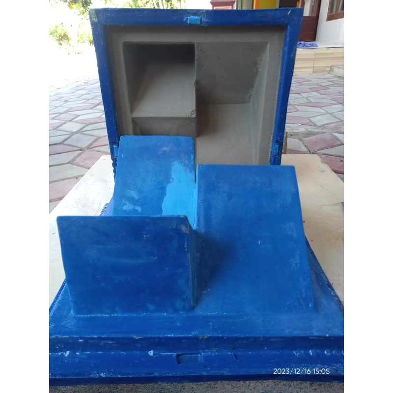 Jual Cetakan Roster/alat cetak Loster Cor dari Fiber 20×20 motif M zig ...