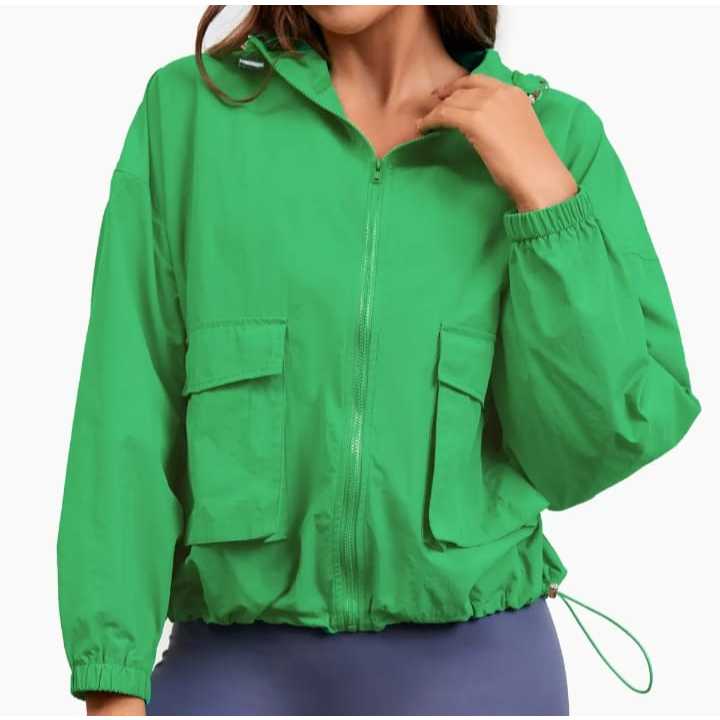 Jual Jaket Crinkle Parasut Gaya Tahan Angin dengan Sentuhan Modern ...