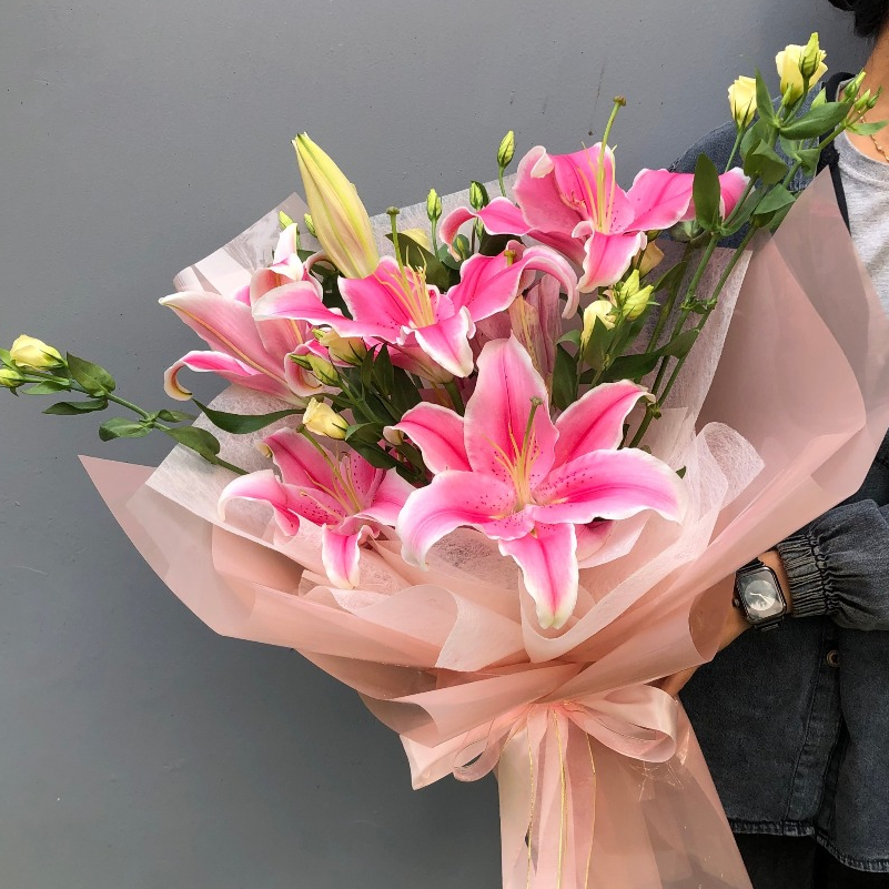 Jual HER.FLORIST Fresh Flower LILY BOUQUET MIX - Buket Bunga Asli ...