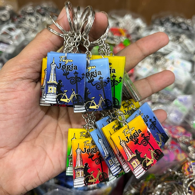 Jual Gantungan kunci akrilik Jogja 1 kodi (isi 20pcs) Souvenir oleh oleh khas Jogja Yogyakarta ...