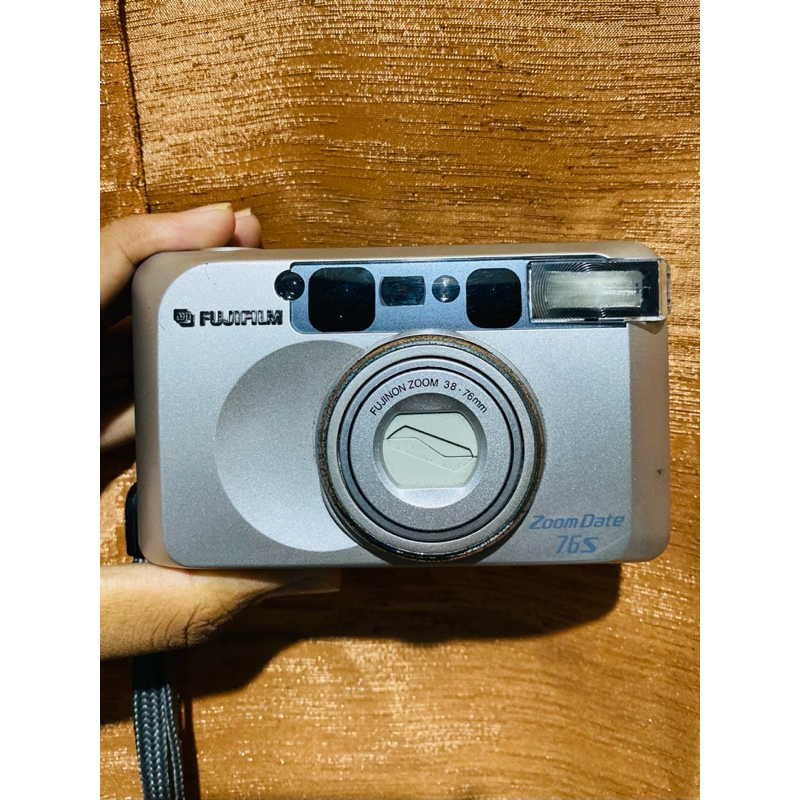 Jual Kamera Analog FujiFilm Zoom Date 76S Old Stock Rare Item (NEGO) | Shopee Indonesia
