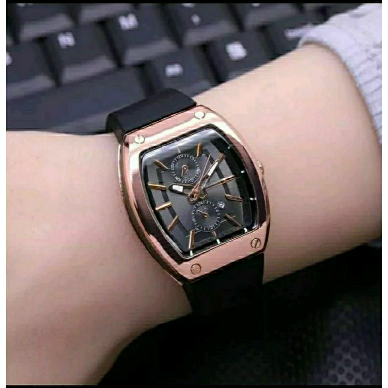Jual (COD) JAM TANGAN FASHION WANITA TALI RUBBER KEKINIAN UNTUK CEWE ...