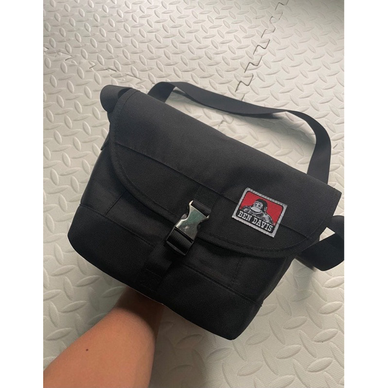Jual messenger bag ben davis original | Shopee Indonesia
