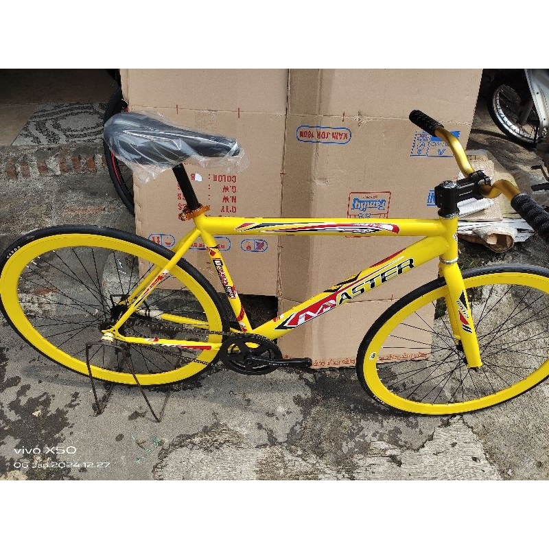 Jual sepeda fixie 700c merk master velk tinggi 4cm rem torpedo | Shopee ...