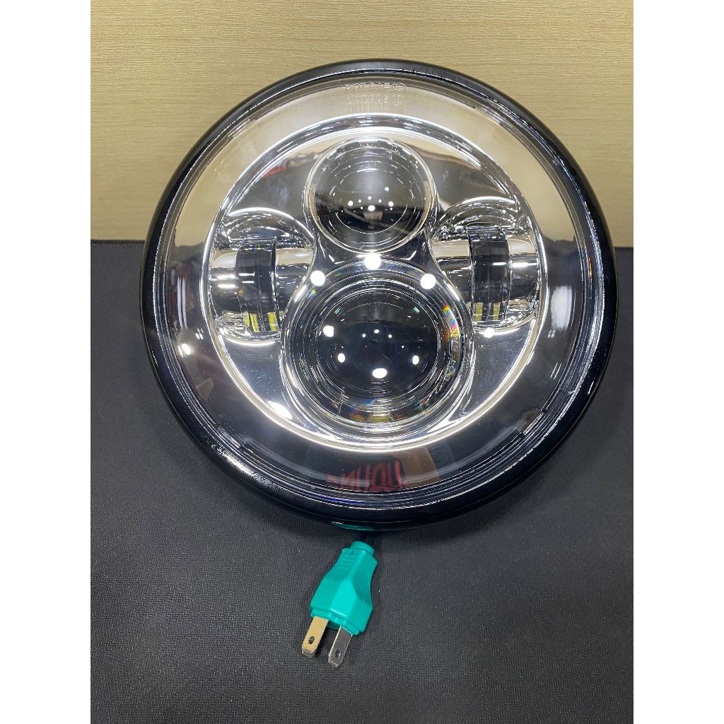 Jual LAMPU DAYMAKER HEADLIGHT YAITT 7 CHROME SET BATOK HITAM GLOSSY ...