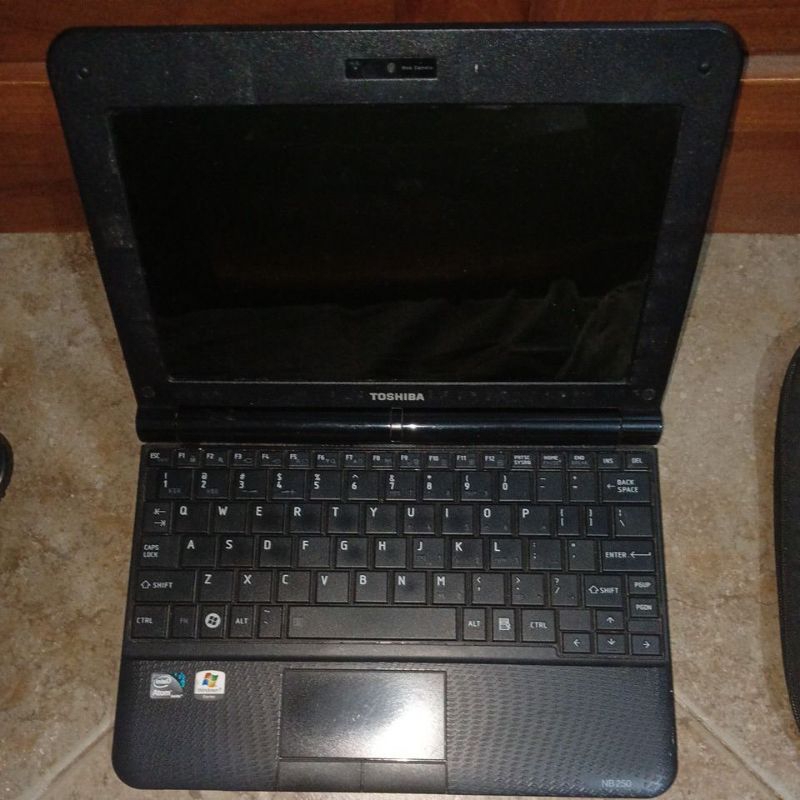 Jual notebook toshiba nb250 fullset | Shopee Indonesia