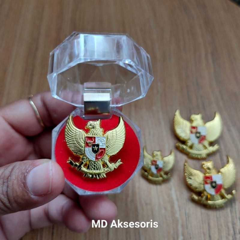 Jual Pin Garuda Kuningan Cor 2.5cm Pin Garuda Kuningan Peniti | Shopee ...
