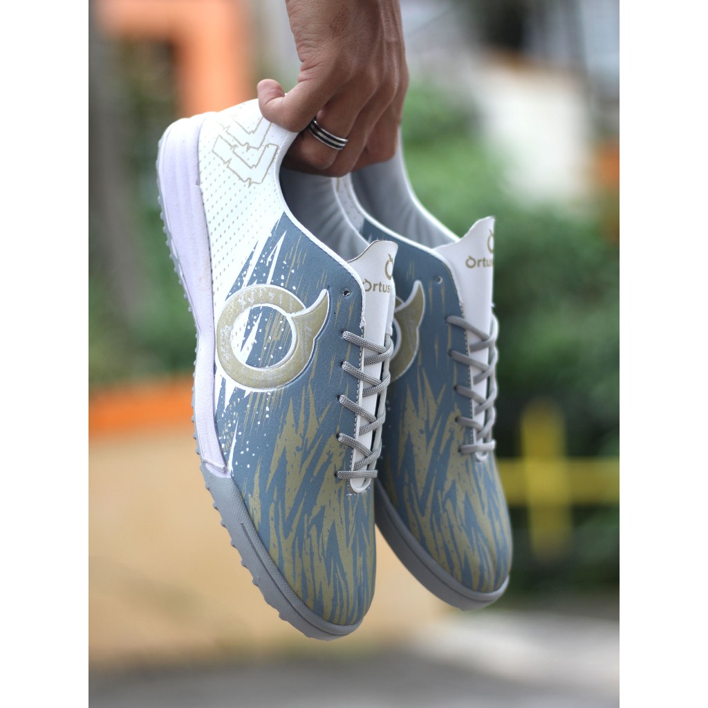 Jual Sepatu Futsal Ortus Catalyst Unity Olahraga Pria Out Door Terbaru ...