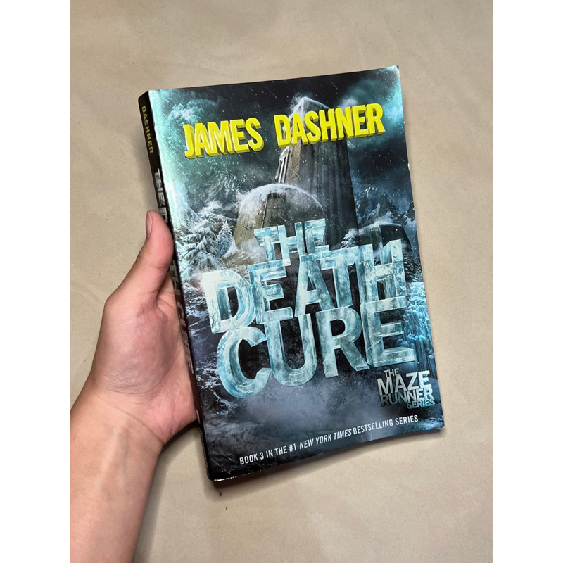 Jual Novel Preloved — The Maze Runner Series: The Death Cure (Book 3 ...