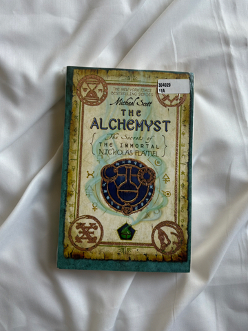 Jual The Alchemyst (The Secret of The Immortal Nicholas Flamel) Book 1 ...
