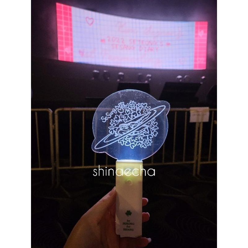 Jual Official Kim SeJeong Light Stick (LS) ver. 1 Preloved | Shopee ...
