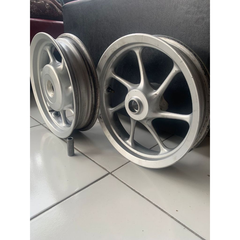 Jual Velg Depan Belakang Honda Scoopy Ring 12 / Original Copotan ...